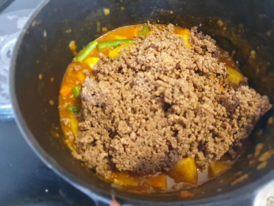 Mild Mince Curry that even the Kids will Love - Durban Curry Recipes